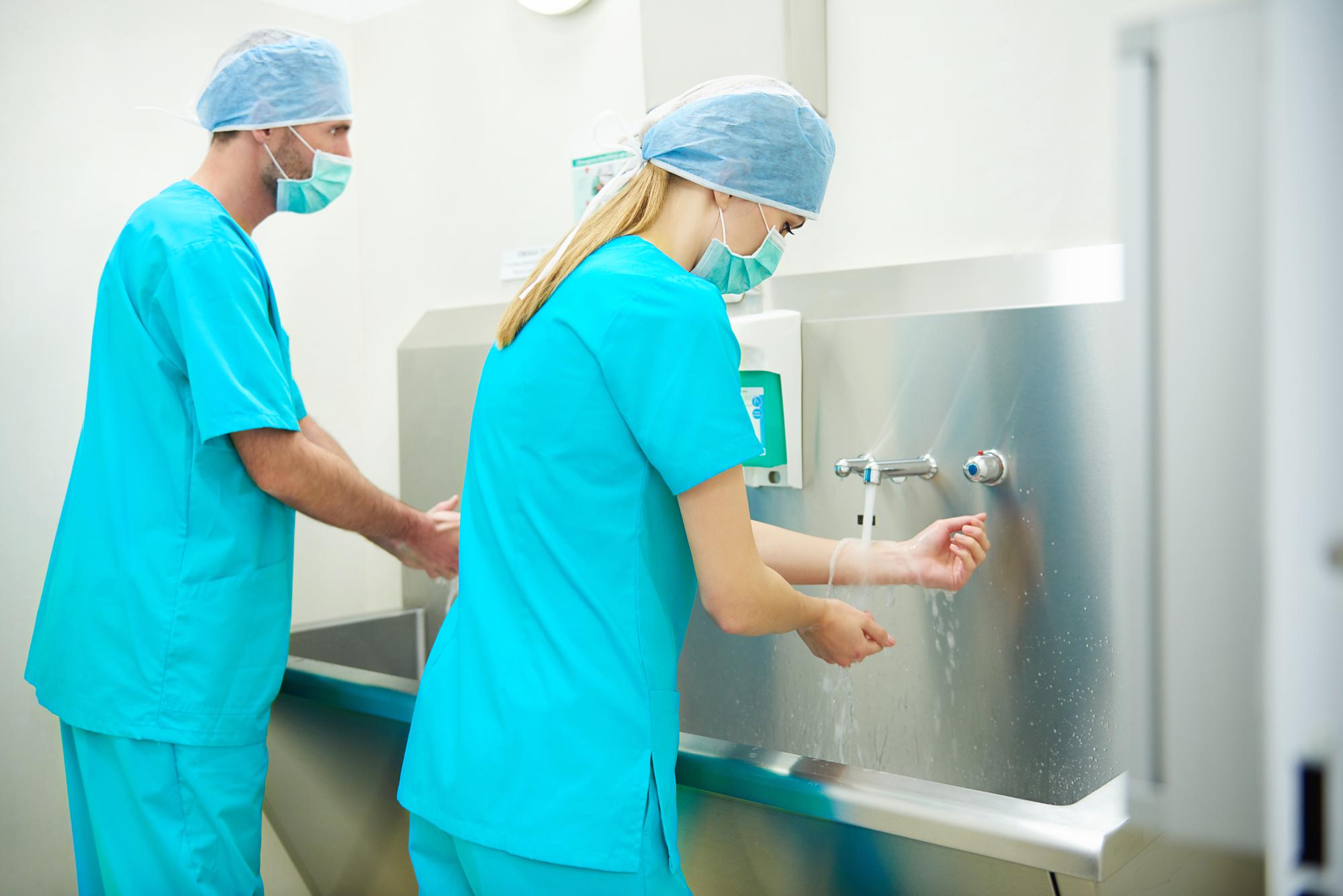 Scrub Sinks: The “Must Have” for any Medical Practice | Auxo Medical