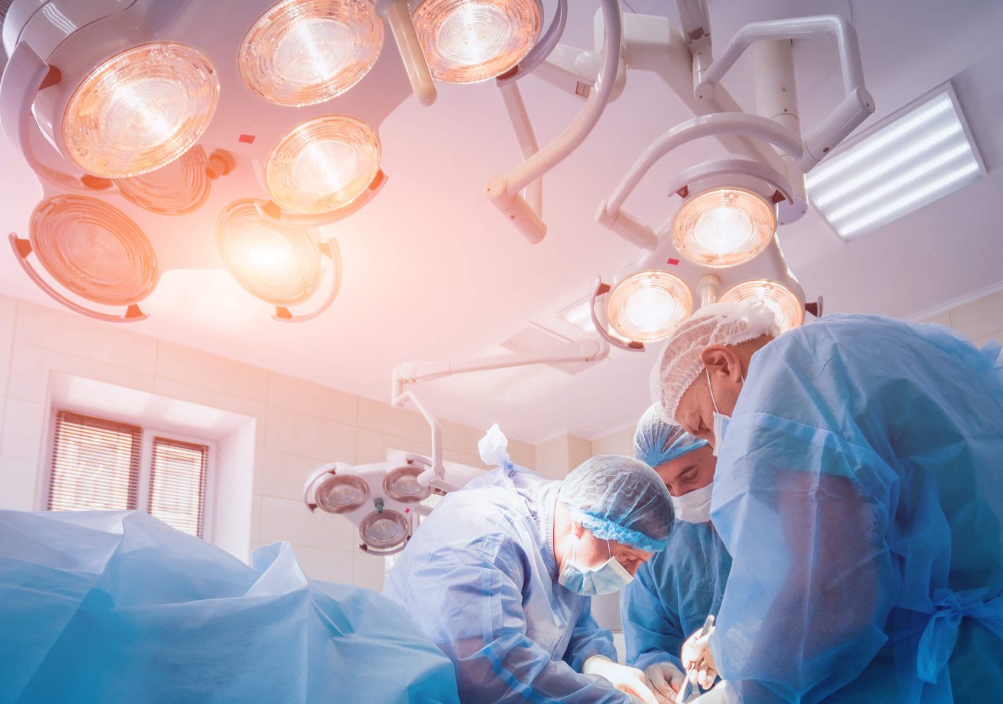 The Importance of Proper Surgical Lighting | Auxo Medical