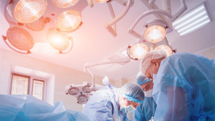 The Importance of Proper Surgical Lighting | Auxo Medical